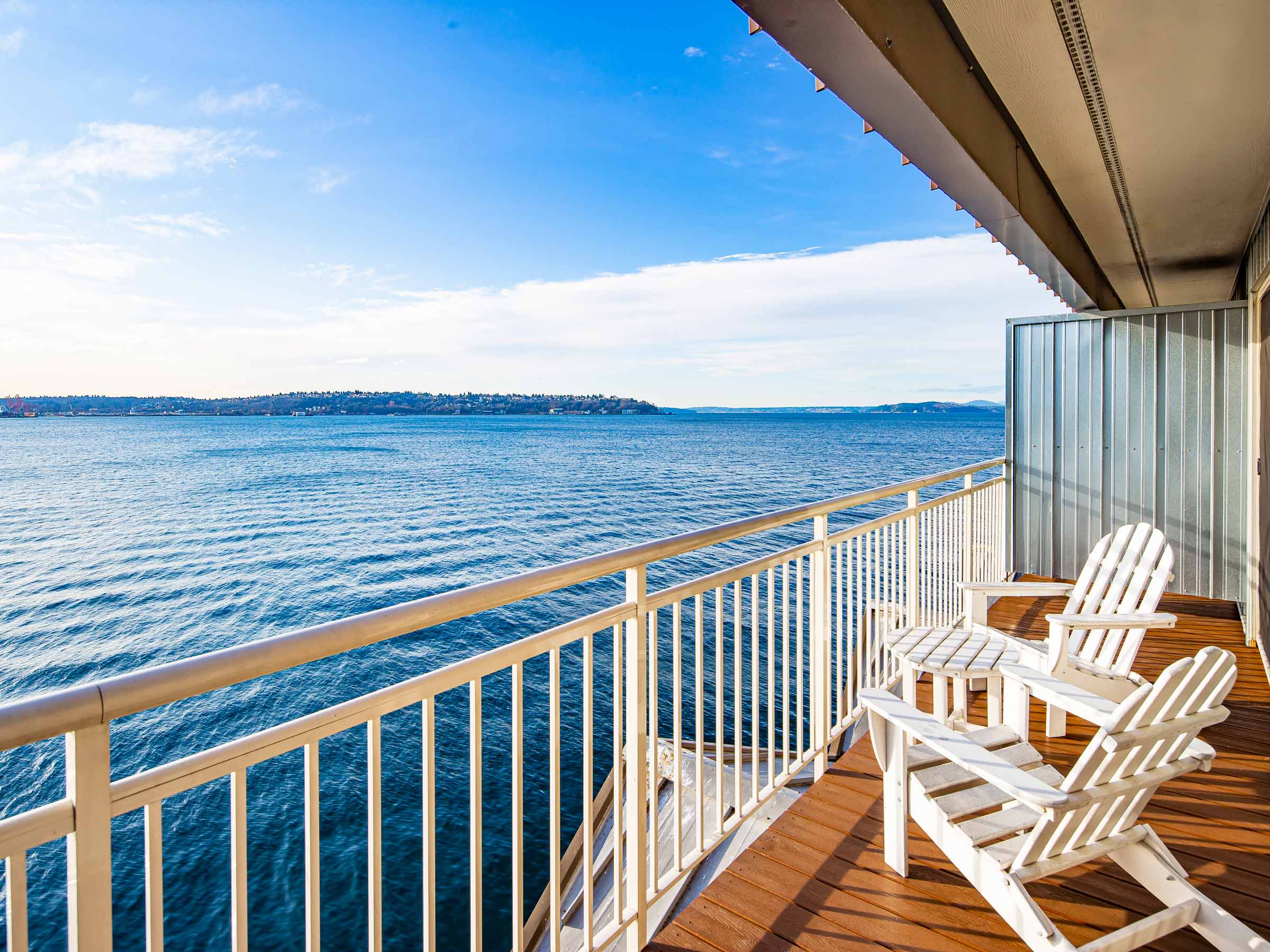 Water View Rooms in Seattle | Exclusively Waterfront at Edgewater Hotel